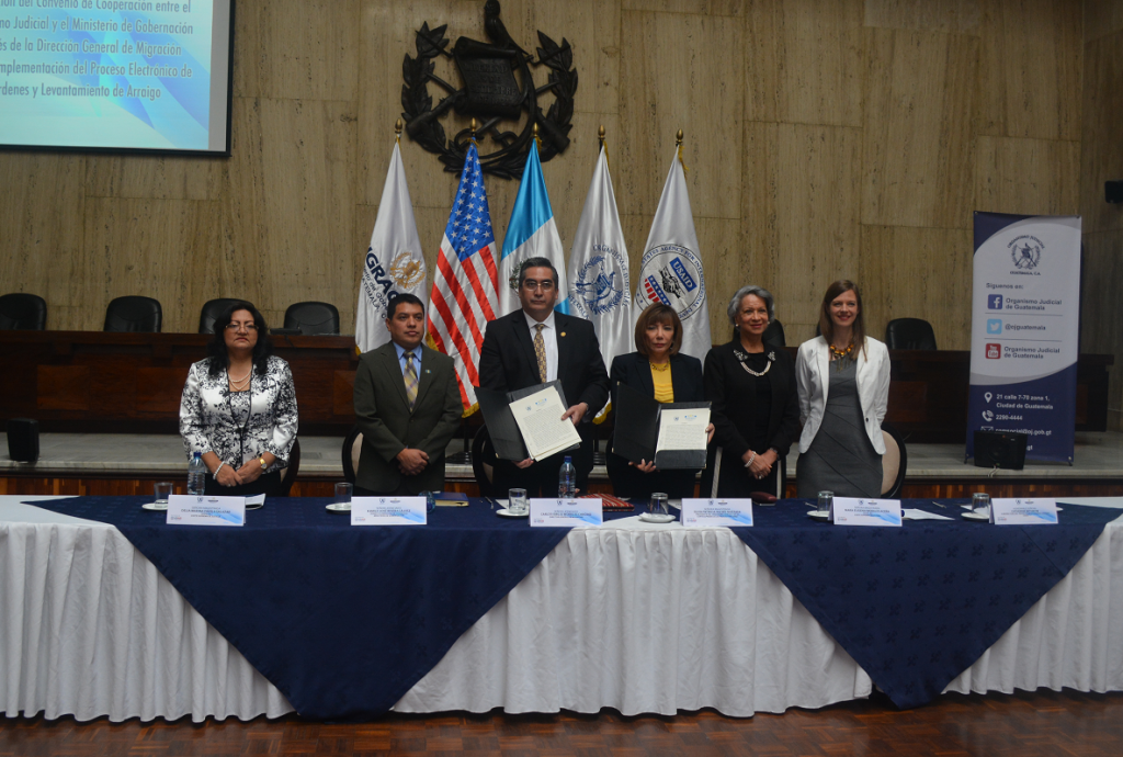 Organismo Judicial Y Dirección General De Migración Firman Convenio De
